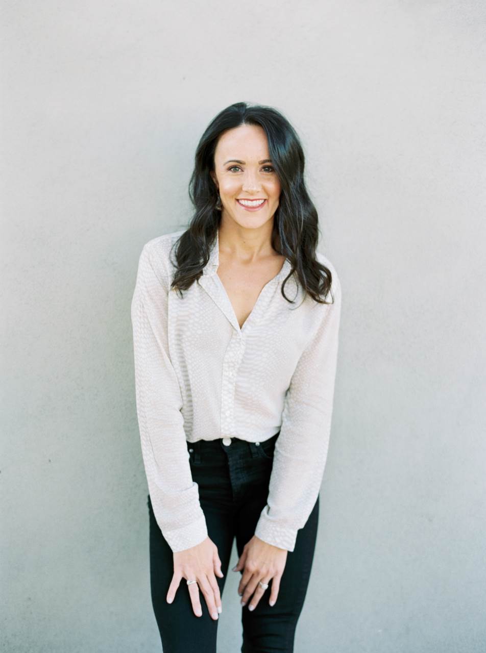 Alumni to Follow: Caitlin Davidson (’07)