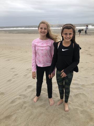 5th Grade Enjoys Tybee Island Beach
