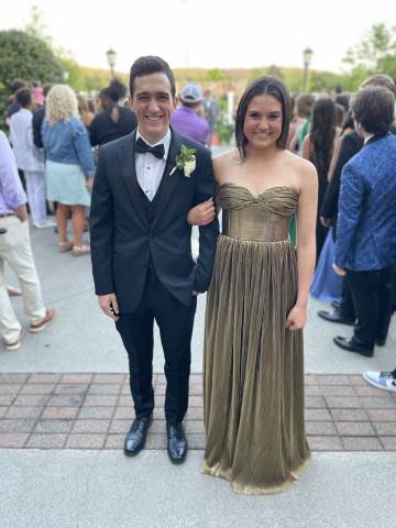 Cooper House Goes to Prom