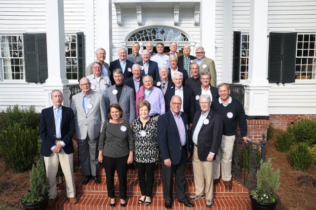 ALUMNI WEEKEND: Class Photos