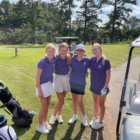 Middle School Golf Competes at Fields Ferry